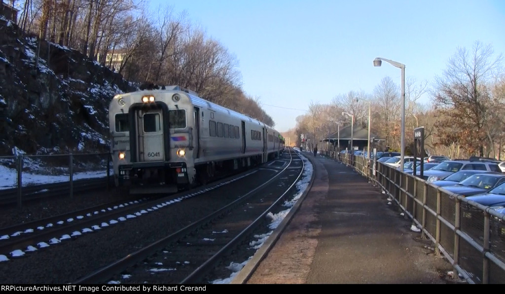 Cab Car 6041 on Track 1